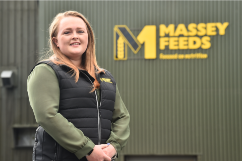 Holmes Chapel | Massey Feeds
