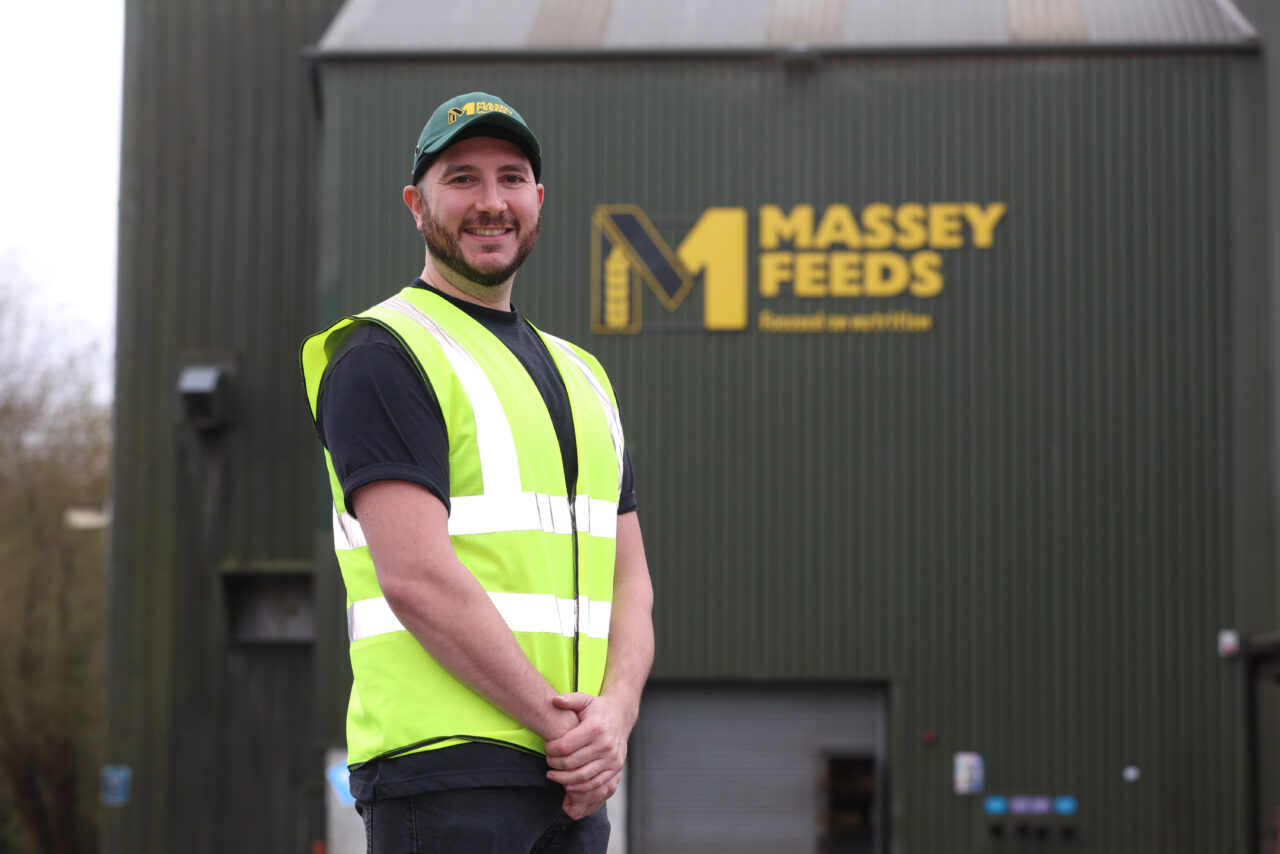 Holmes Chapel | Massey Feeds